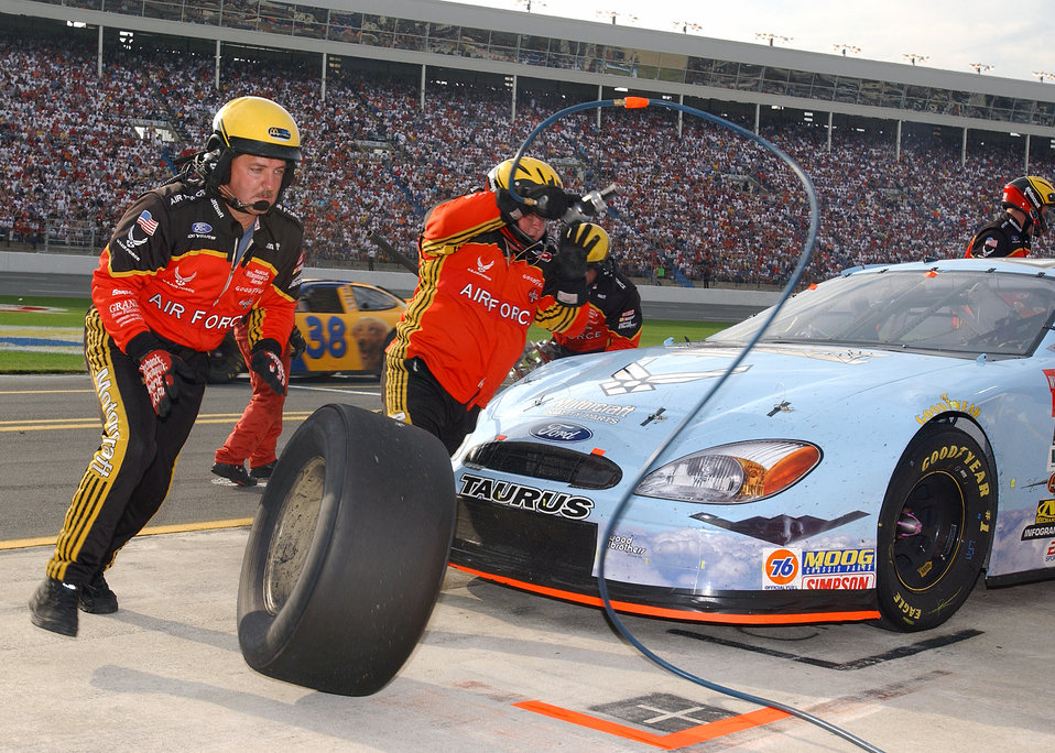Public Domain Picture Pit Stop ID 13513734011583 Public Domain Picture Pit Stop ID 13513734011583