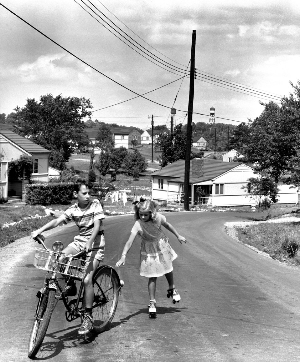 Public Domain Picture | Children at Play on the Street in Oak Ridge ...